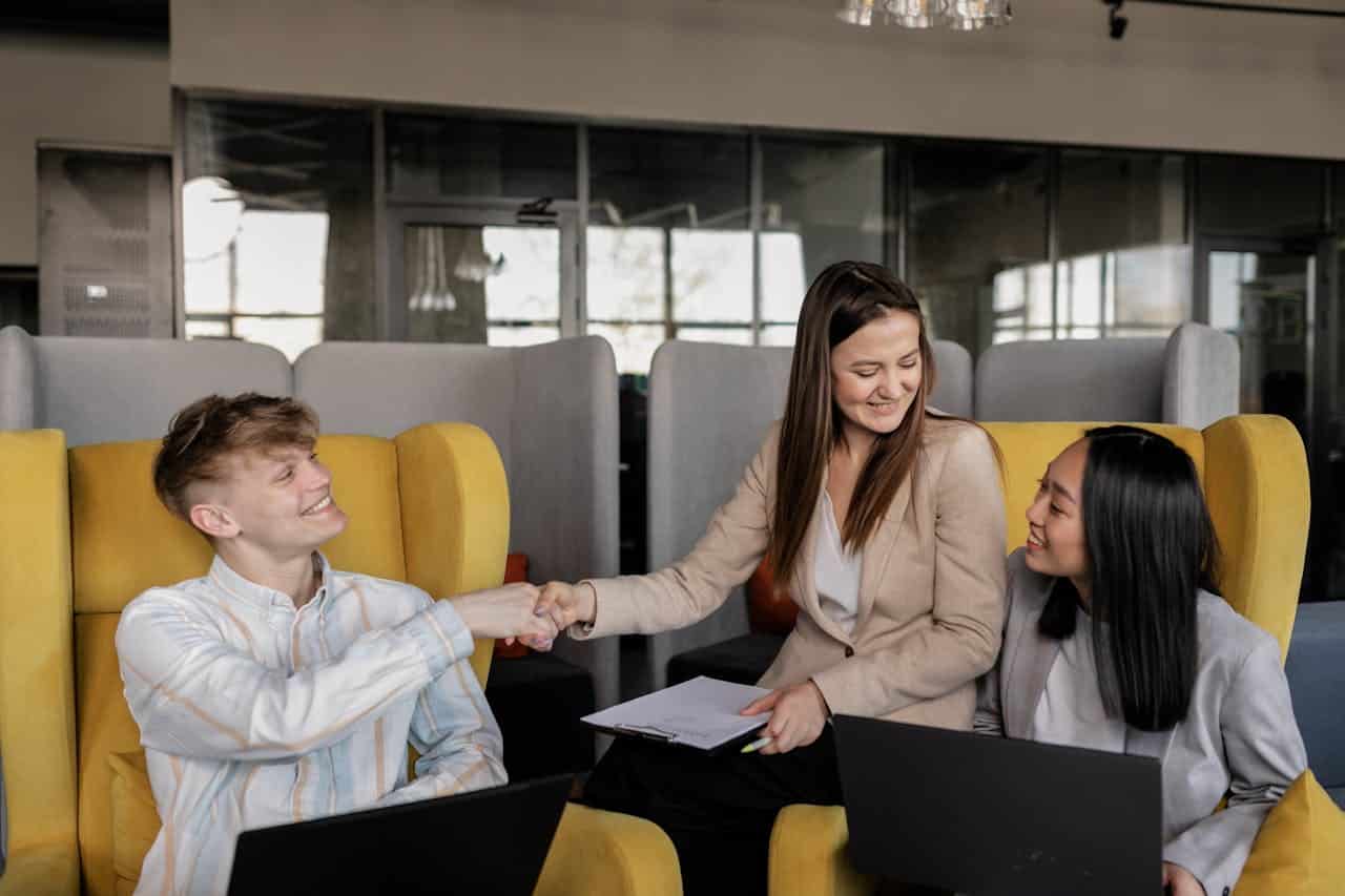 How to Create a Payroll Slip: Tips for Accuracy and Compliance
